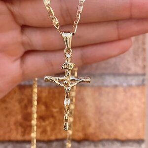 Prime Jewelry 269 | Jewelry | Brand New 4k Gold Filled Cross Jesus ...